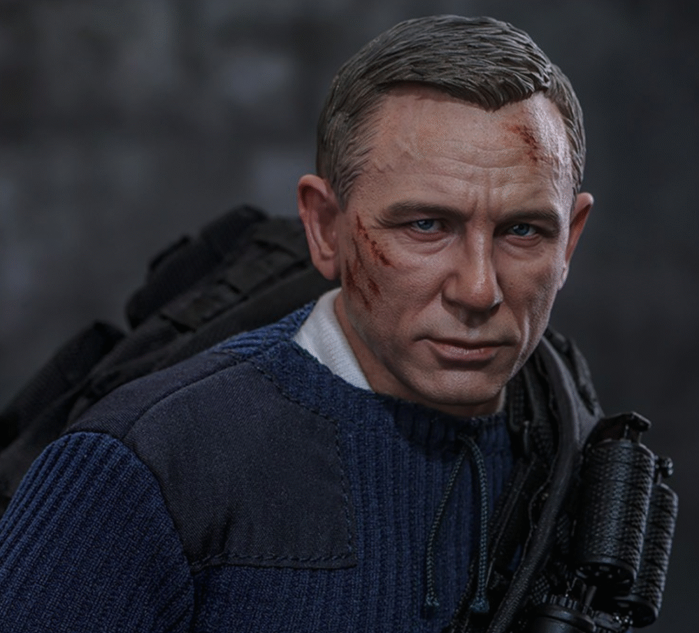 James Bond (Commando Outfit) Sixth Scale Figure by Hot Toys ...